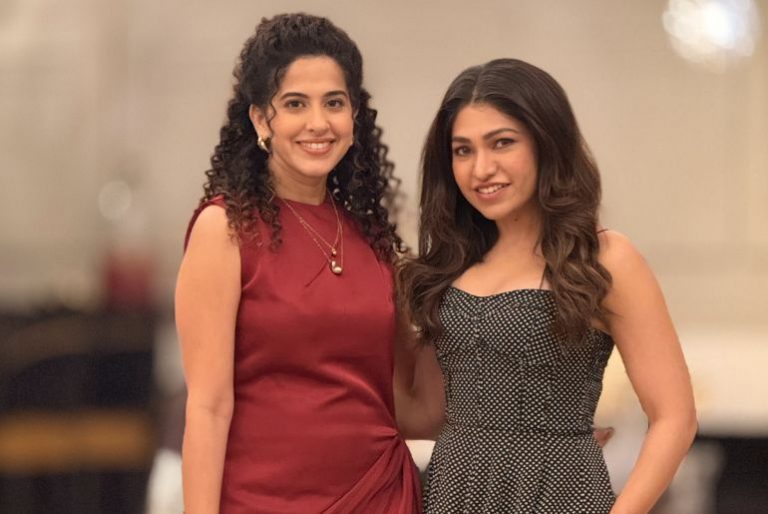 Renowned Singer Tulsi Kumar Invites Kamiya Jani To Her Luxurious Delhi ...