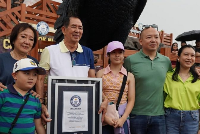 Shaped Like A Giant Chicken, Philippines Is Home To 115-Foot-Tall ...