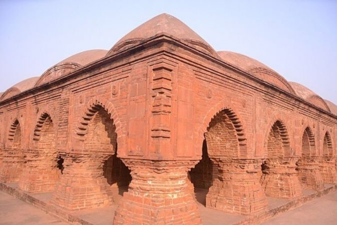 Rasmancha, A 17th Century Temple In Bishnupur, Built With Rice Husk ...