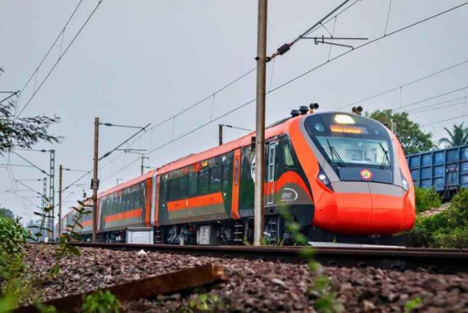 Vande Bharat Crosses World’s Highest Railway Bridge, Chenab Bridge To ...