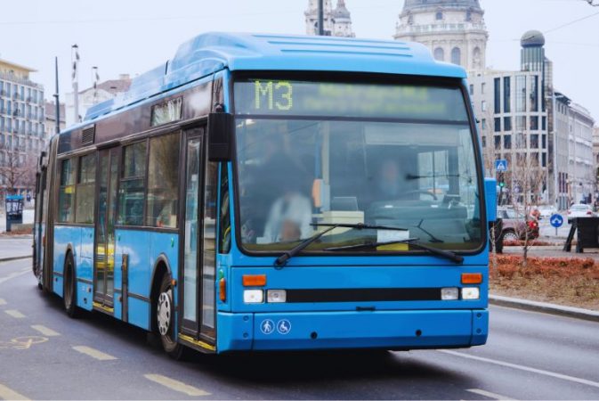 YoloBus Launches Its Longest Route Between Hyderabad & Prayagraj ...