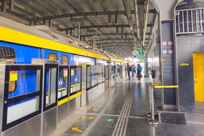 Metro Lines 7 & 2A In Mumbai Get Safety Certification; Now Running At ...