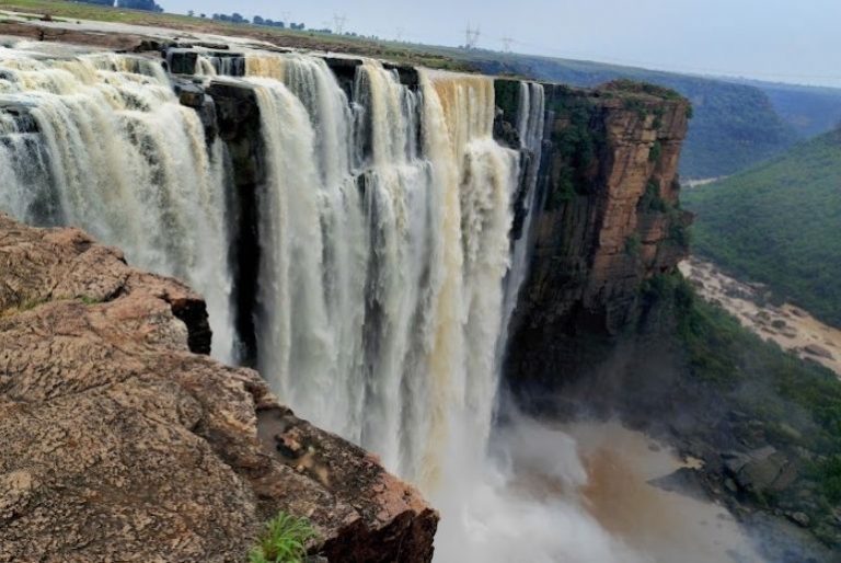 Rewa, A Must-Visit In Madhya Pradesh, Is Home To Bagheli Flavours And ...