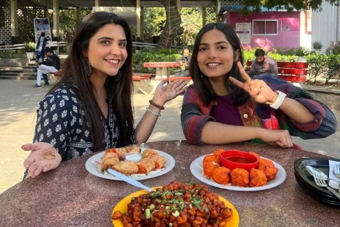 Shreya Priyam Wants An All-Girls Instagram; Here's Why! | Curly Tales