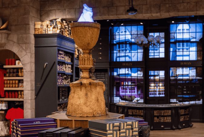 Chicago Gets A Massive New Harry Potter Store Spanning 12,300 Sq. Ft ...