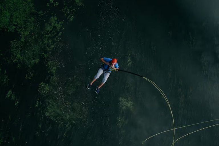 10 Best Bungee Jumping Locations In India To Lose Yourself In Stunning ...