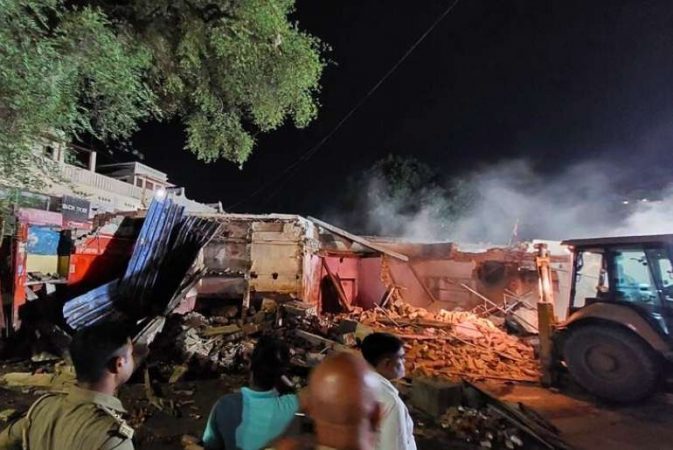 Varanasi Loses Iconic Breakfast Places Like Pahalwan Lassi & Chachi Ki ...