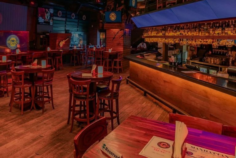 10 Best Nightlife Hotspots In Gurgaon To Visit | Curly Tales