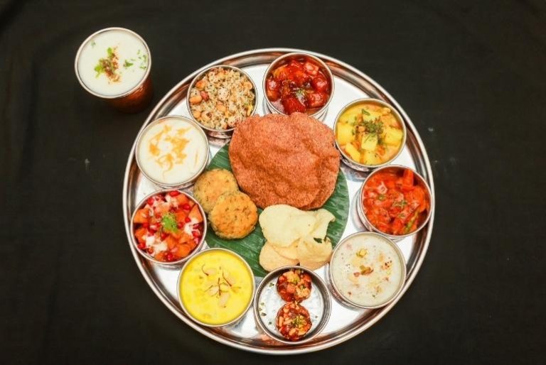32 Best Navratri Menus Across India, Featuring Sabudana Vadas, Kuttu ...