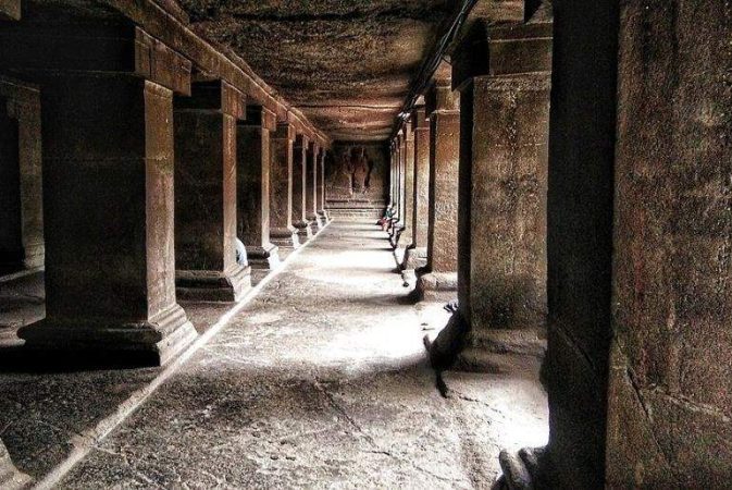 Carved From A Single Rock Over 1,200 Years Ago, The Pataleshwar Caves ...
