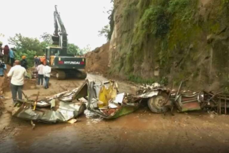 15 Dead As Landslide Strikes Bus In Himachal’s Bilaspur; Search & Rescue Ops Underway | Curly Tales