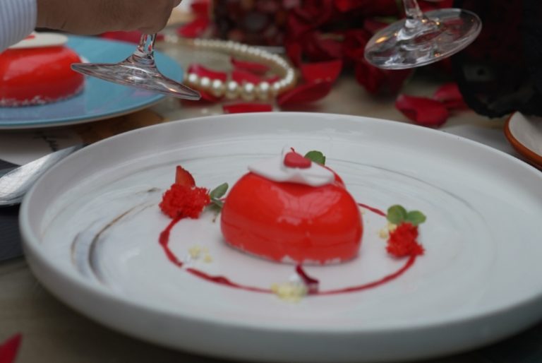 33 Best Valentine's Day Menus Across India, Perfect For A Delicious ...