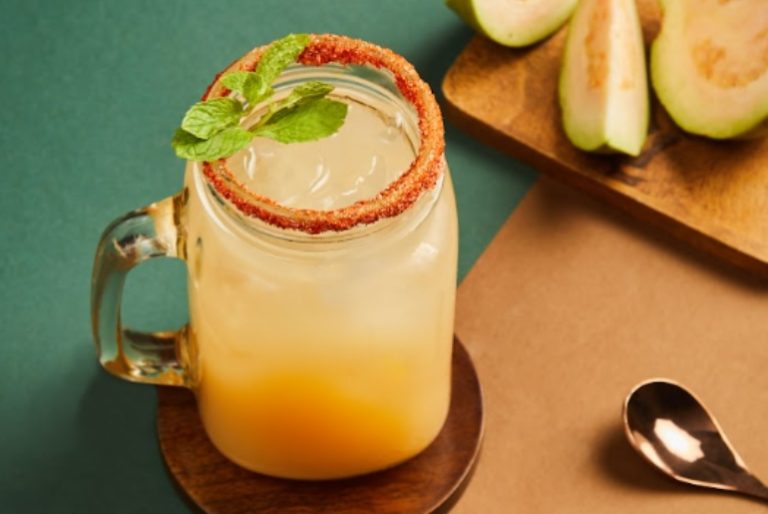 Hosting A Holi Bash? Try These 8 Refreshing, Easy-To-Make Festive ...