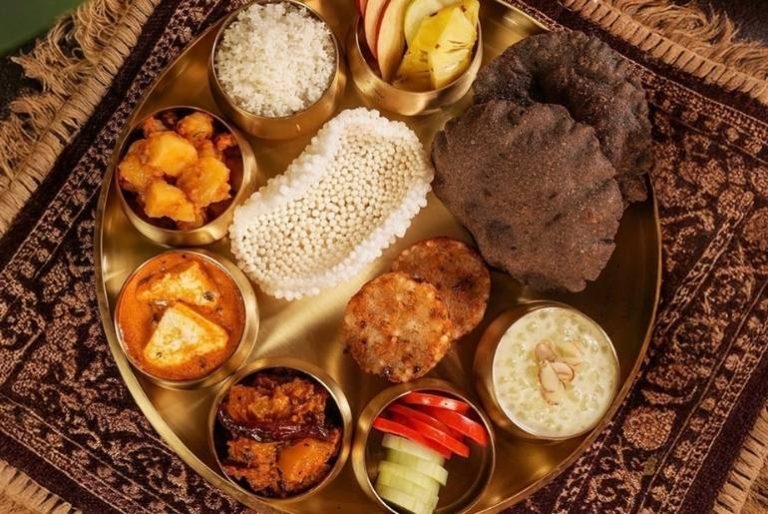 10 Best Navratri Menus Across India Featuring Sabudana Vada, Beetroot ...