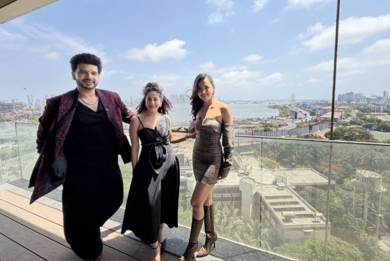 Karan & Tejasswi Reveal Satish's Love For Bling & Relationship With ...